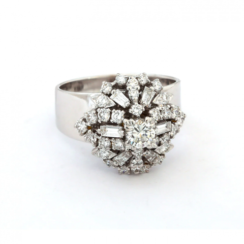 10 Unique Modern Diamond Engagement Rings Design 2023