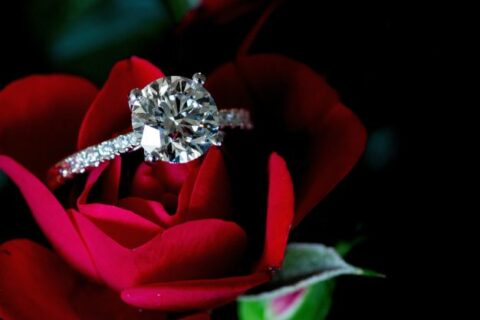 What Is Solitaire Diamond? Everything to Know About Solitaire Jewellery ...