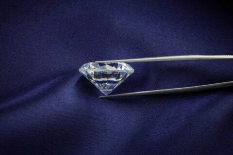 What Is Solitaire Diamond? Everything to Know About Solitaire Jewellery ...