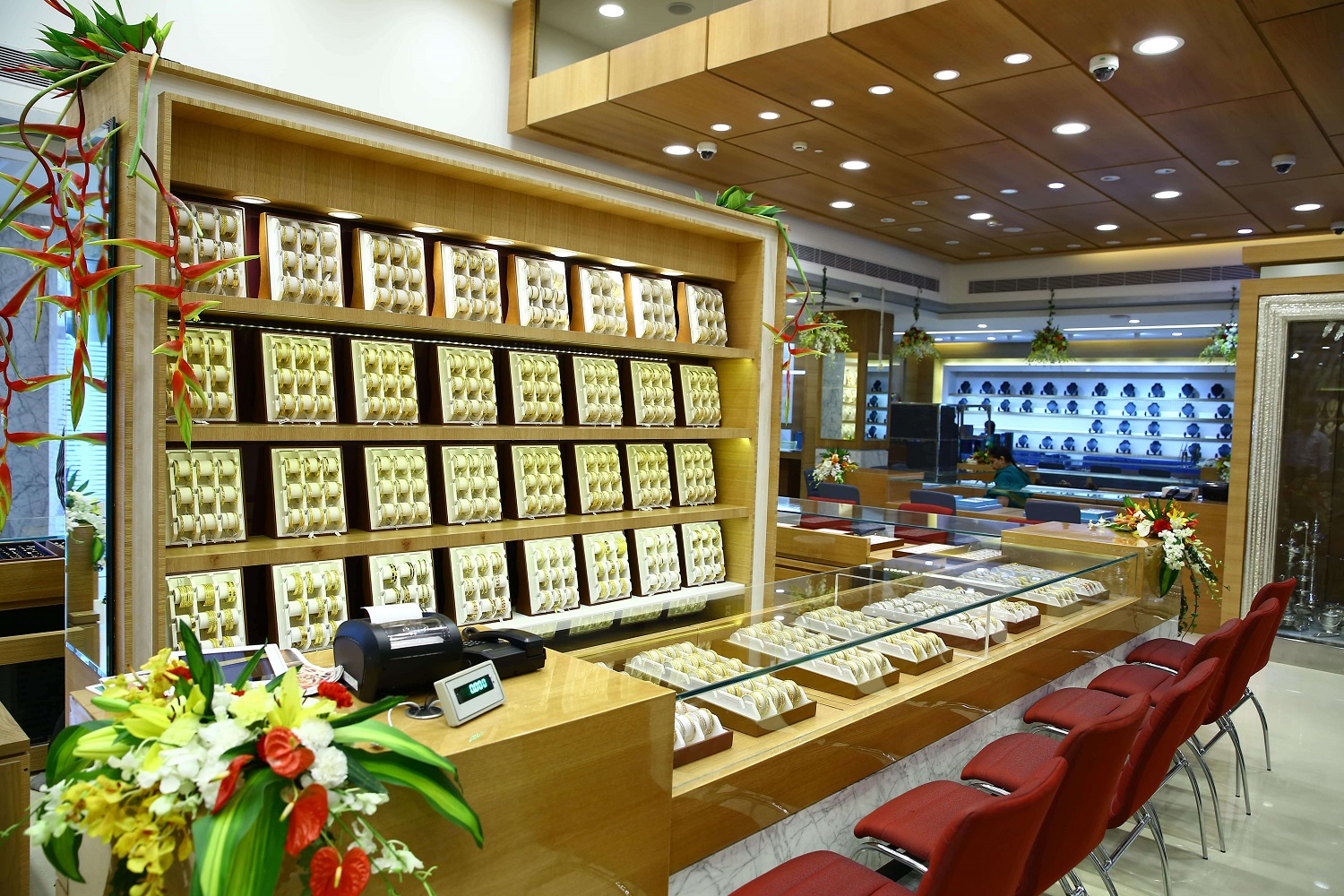 Best Gold & Diamond Jewellery Shop in Anna Salai, Thousand Lights, Chennai